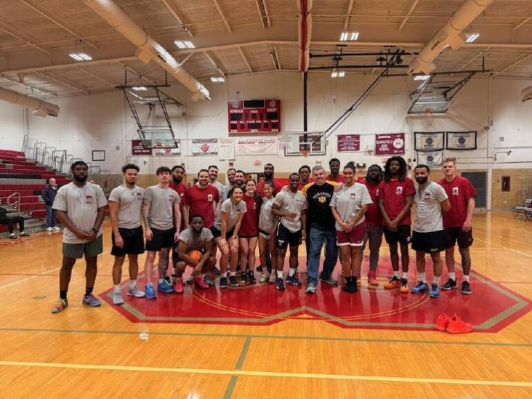 Last-Second Shot Wins 2026 Jasieniecki Memorial Alumni Basketball Game ...